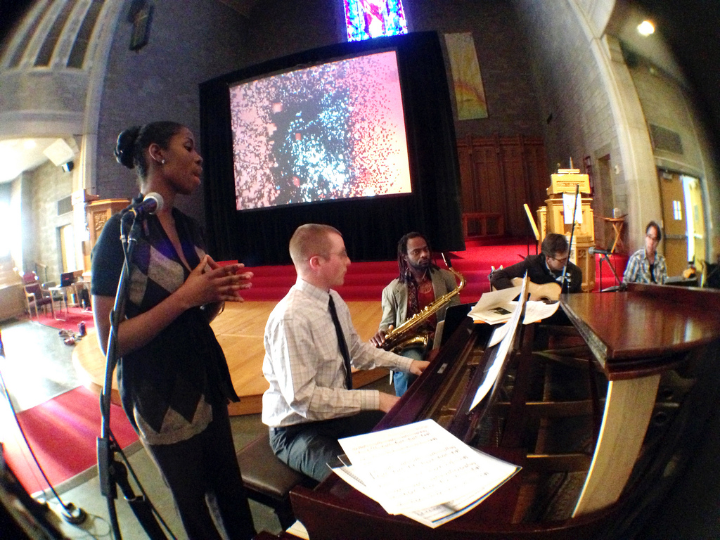 Projection Software for Liturgical Worship? | Jabbok's Edge